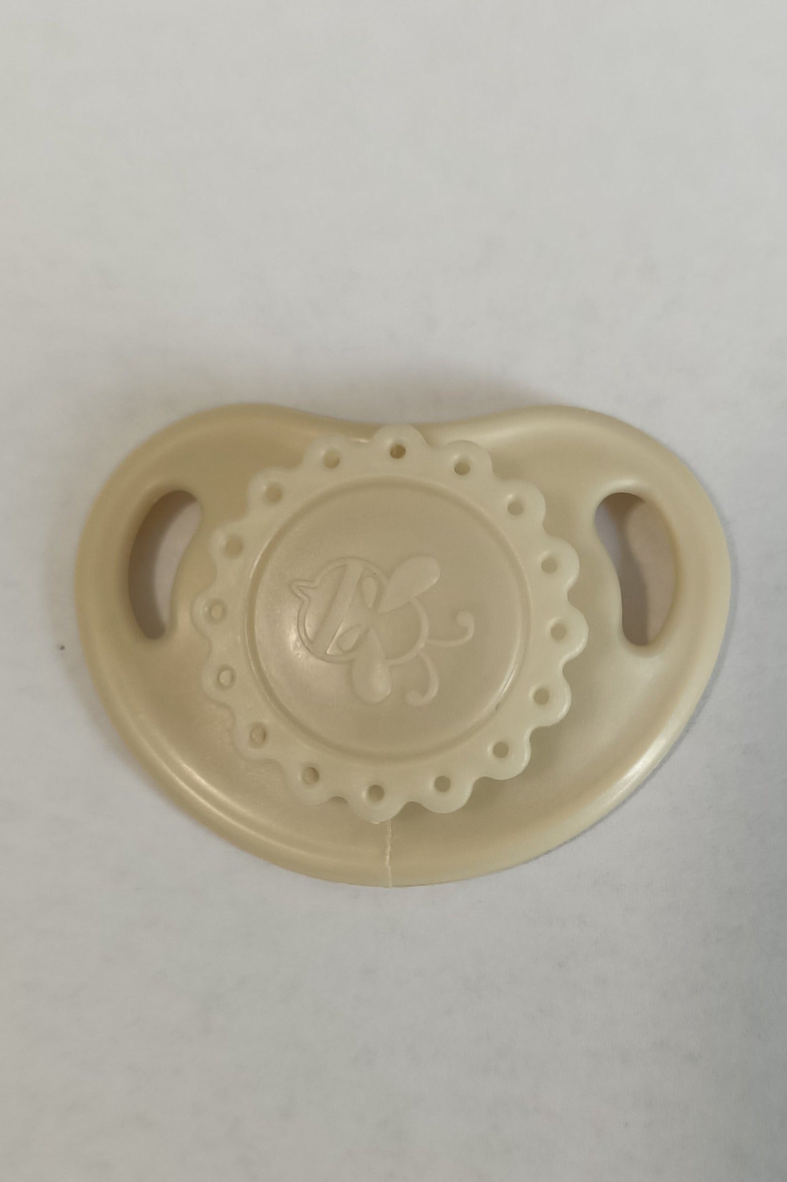 Honeybug Magnetic Dummy Vintage LACE (Newborn) – Anne Made Reborn Supplies